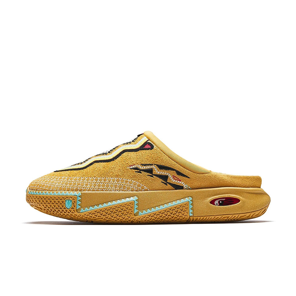 ANTA KAI Tribe Hélà CODE Slide 'Yellowish Brown'
